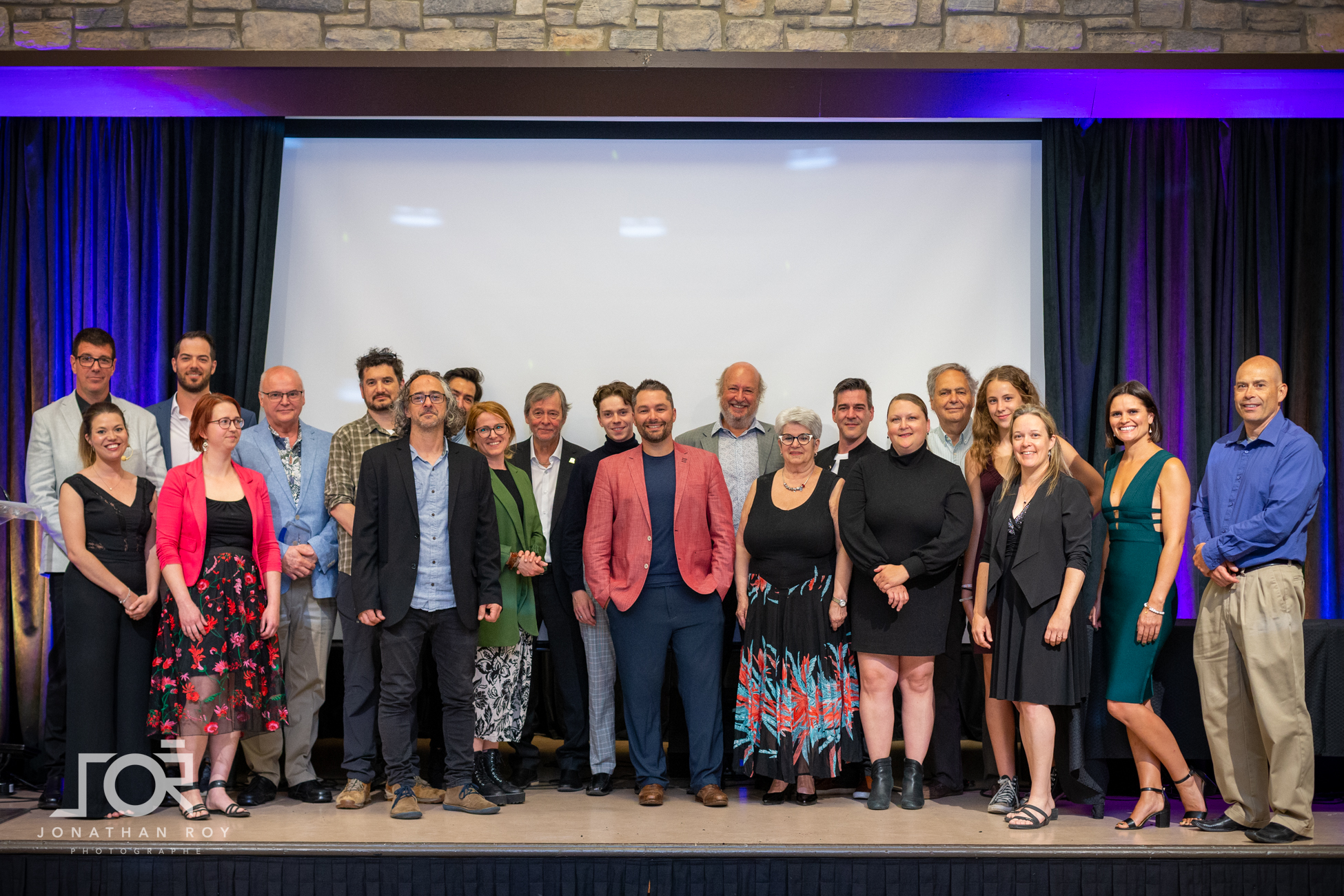 LES ÉTOILES DE LA JACQUES-CARTIER COURONNÉES - Shannon